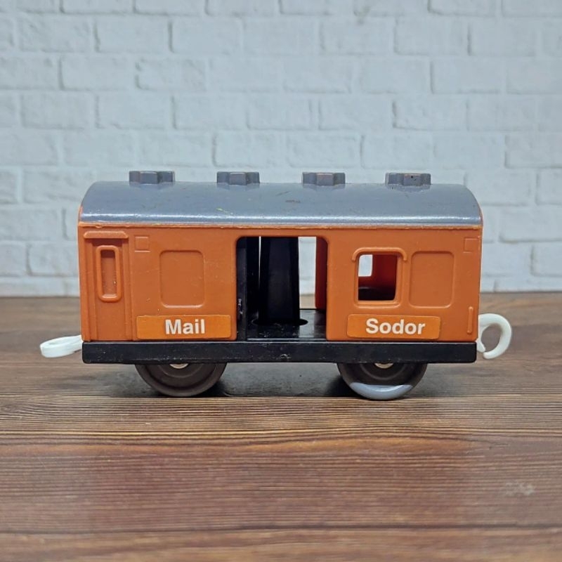 Jual Thomas and Friends Tomy Trackmaster Sodor Mail preloved kereta ori ...