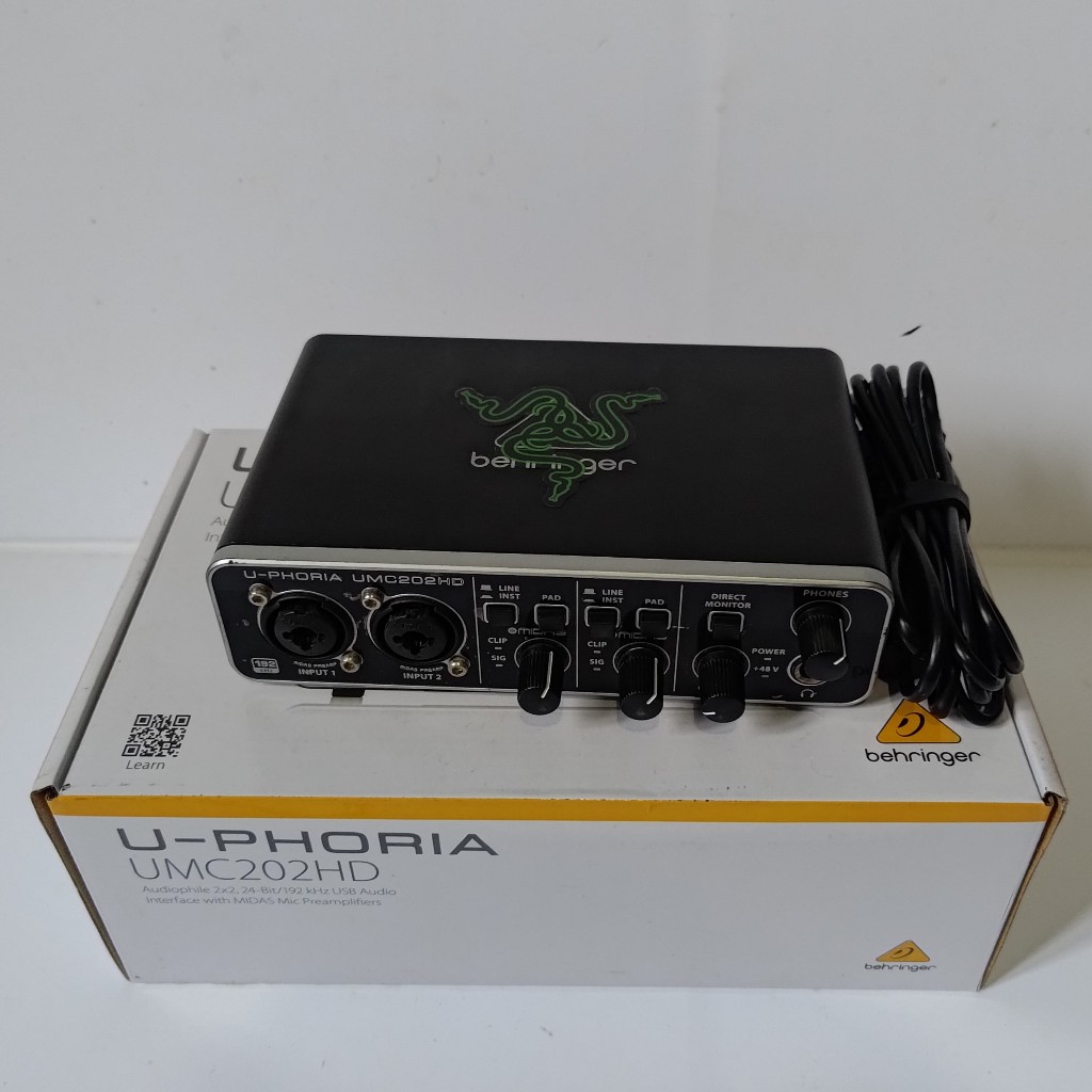 Jual Behringer UMC 202HD | Shopee Indonesia