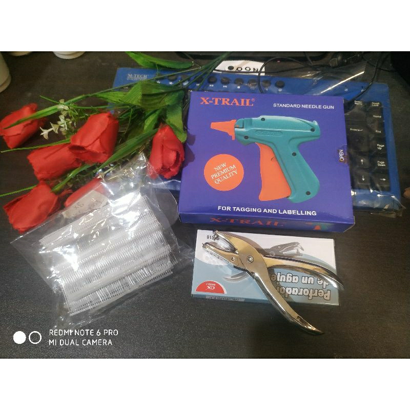 Jual Paket Komplit Alat Pasang Hang Tag Pin & Isi & alat Pelubang ...