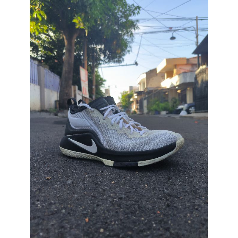 Jual Lebron Witness 2 White Black Edition (second 8/10) | Shopee Indonesia
