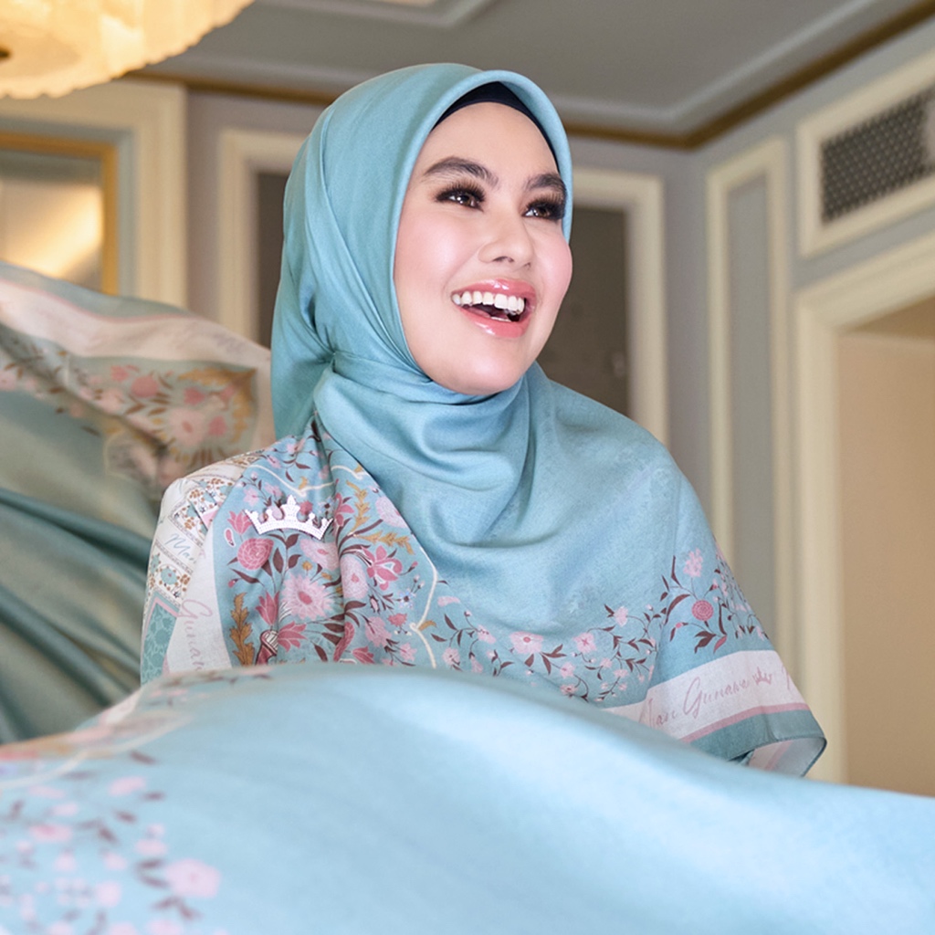 Jual Mandjha Hijab Florentina Sage Fashion Muslim Hijab Segi Empat Voal ...
