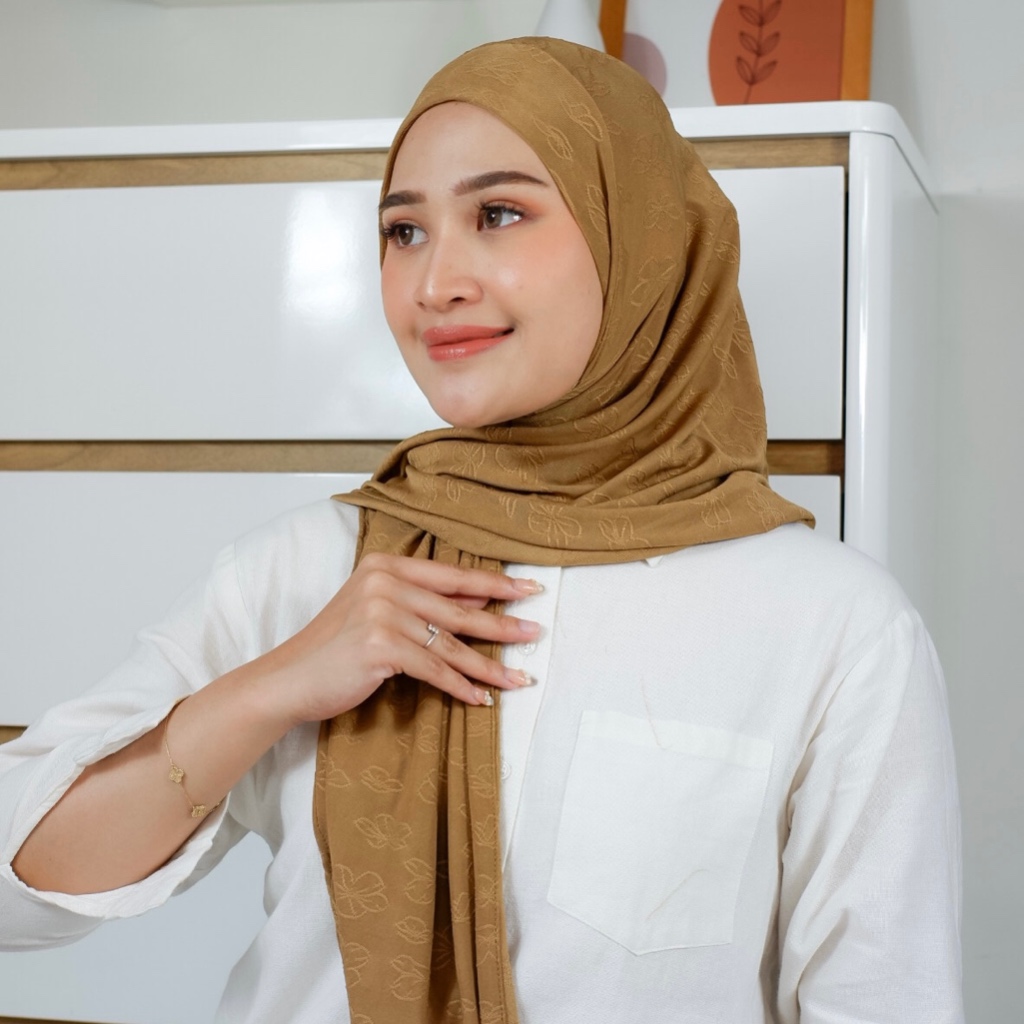 Jual SEGITIGA INSTAN EMBOSS JERSEY JAGUAR SOFT PED ANTI TEMBEM | Shopee ...