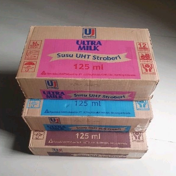 Jual Ultra Milk susu UHT mini ( 1 dus 40 pcs ) rasa COKLAT/STRAWBERRY/ FULL CREAM 125ml | Shopee ...