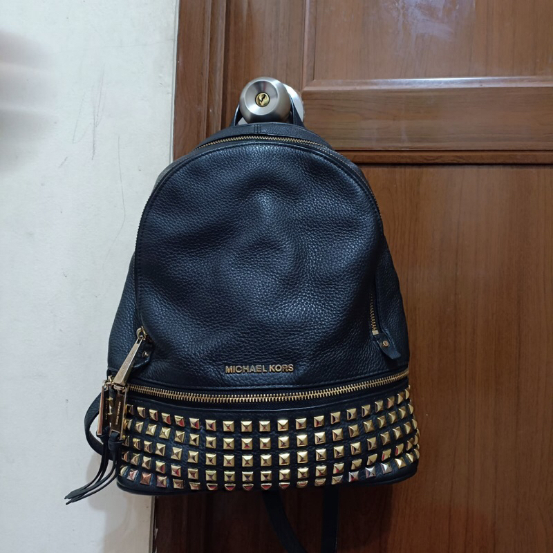 Jual mk backpack black original | Shopee Indonesia