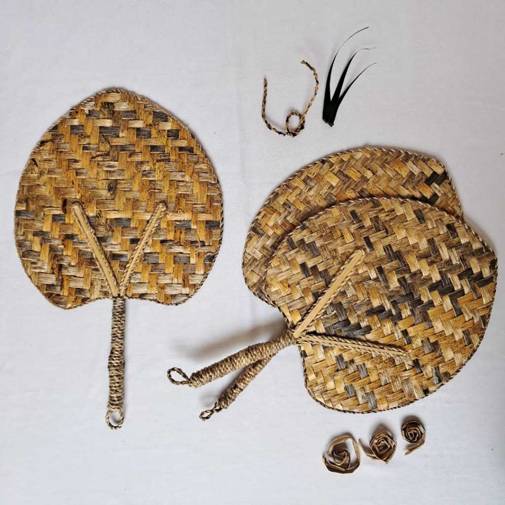 Jual Anyaman Dari Pohon Pisang ORIGINAL Kerajinan Tangan Handicraft ...