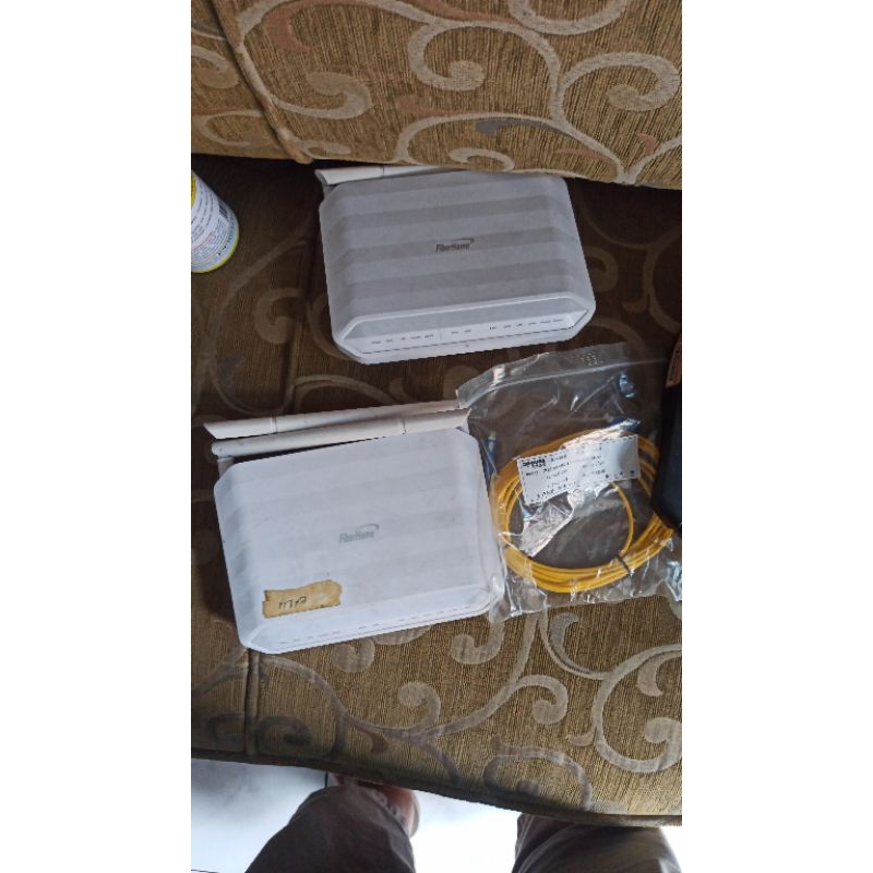 Jual dua unit router fiberhome second tanpa adaptor | Shopee Indonesia