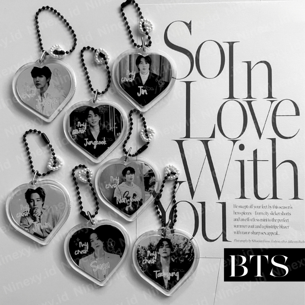 Jual BTS keyring SO IN LUV WITH U / bangtan keychain kpop gantungan kunci custom | Shopee Indonesia
