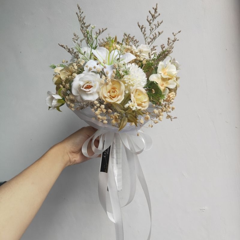 Jual Hand Bouquet/ Rangkaian Bunga Pernikahan (Wedding, Prewedding ...