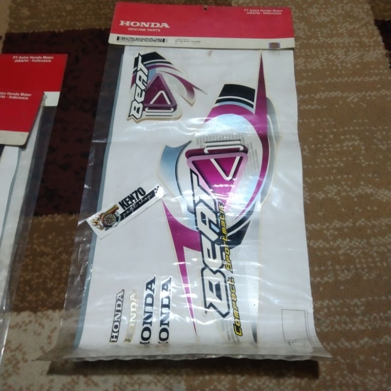 Jual sticker striping Lis body Honda beat 2010 putih kanan | Shopee ...