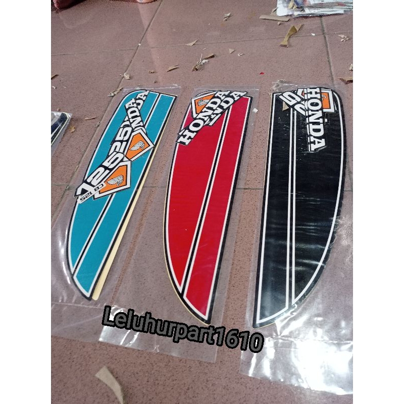 Jual Seticker Tengki Honda CB 125 merah, hitam, biru | Shopee Indonesia
