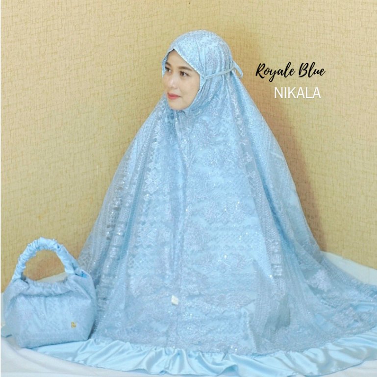 Jual Mukena Dewasa Royale Blue Nikala | Premium Armani Silk & Kain Tile ...