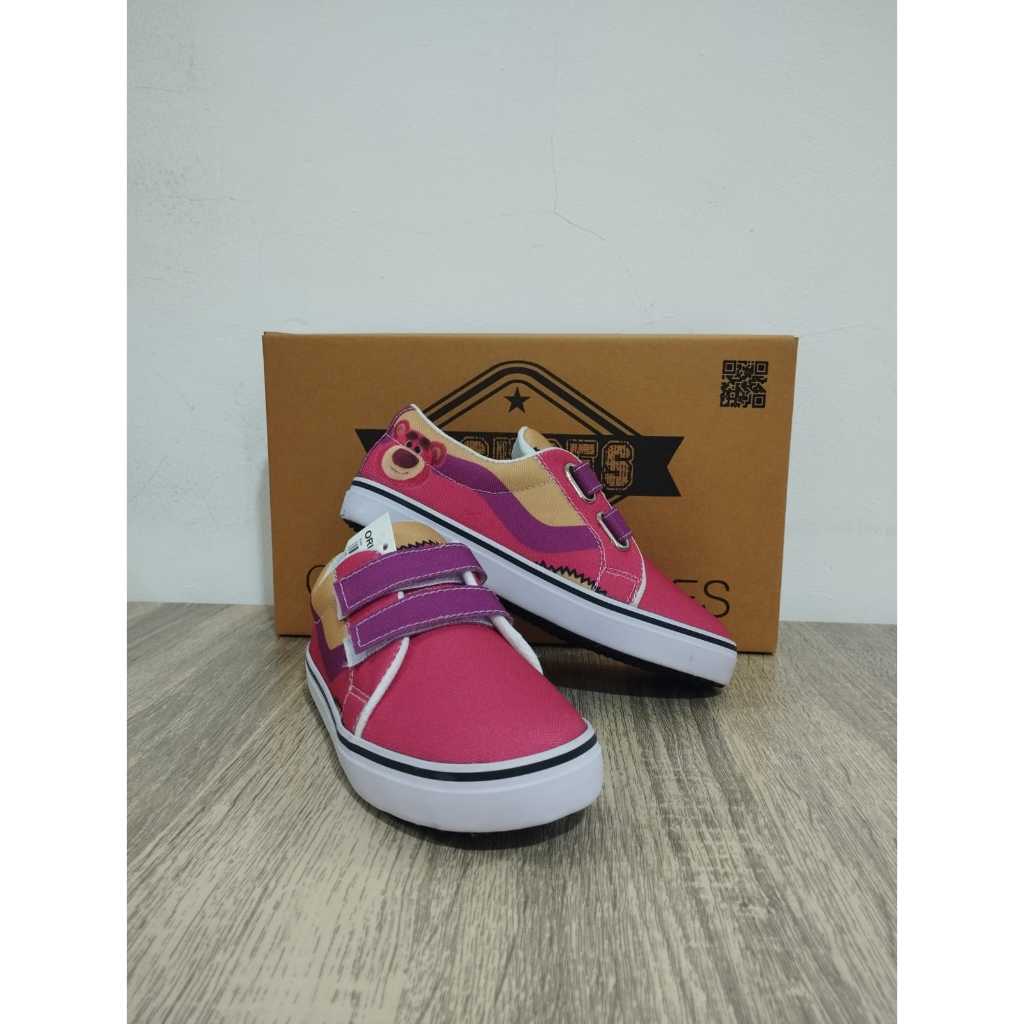 Jual SEPATU LOTSO BISA CUSTOM GRATIS CETAK NAMA DAN FOTO | Shopee Indonesia