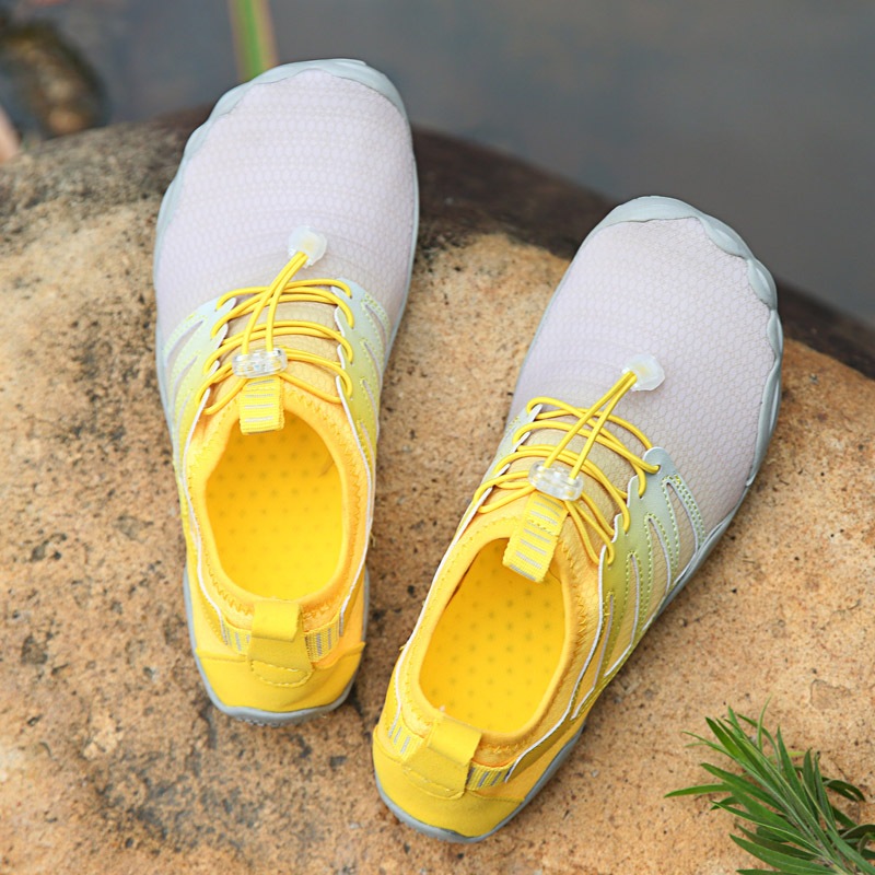 Jual Sepatu Poundfit Yoga Pilates Zumba Wanita Dan Pria Sepatu Pantai ...