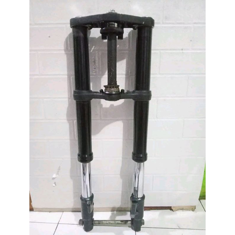 Jual USD Upside-down Shock Depan R15V3 VVA Original Hitam | Shopee Indonesia