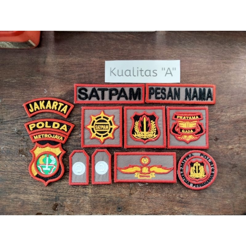 Jual coklat lis merah atribut satpam bordir timbul bisa request nama ...