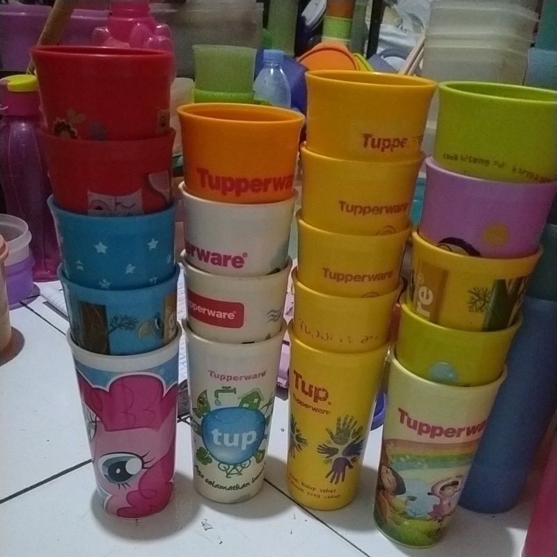 Jual paket funtumbler Tupperware second | Shopee Indonesia