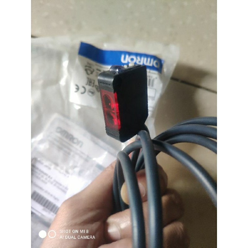 Jual Omron photo electric switch E3Z R61 12 to 24 DC | Shopee Indonesia