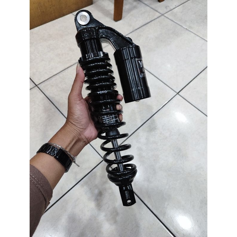 Jual SHOCK BREAKER SHOCK BELAKANG PCX 150 PCX 160 YOKO MODEL SAMURAI ...