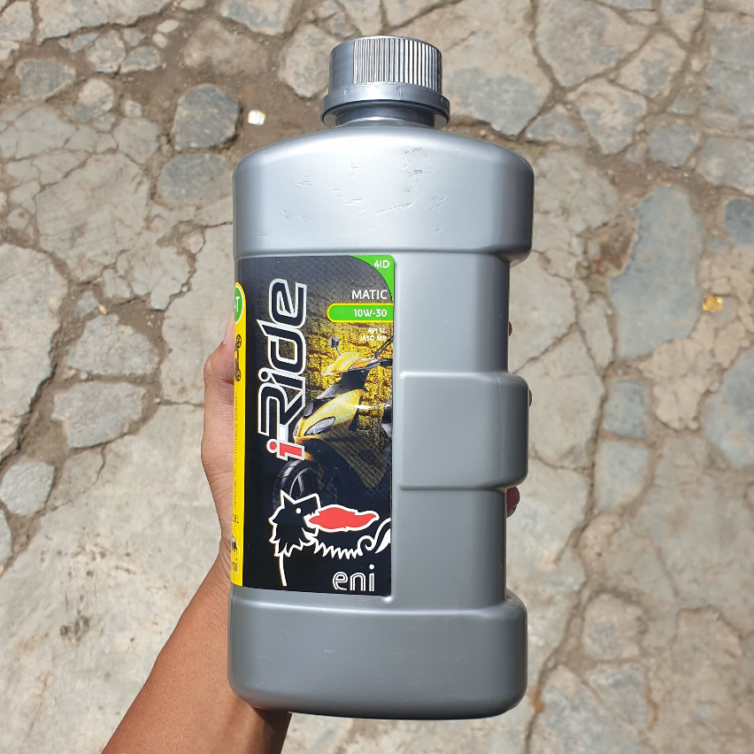 Jual Oli Mesin ENI IRIDE ID MATIC 10W-30 0.8 Liter | Shopee Indonesia
