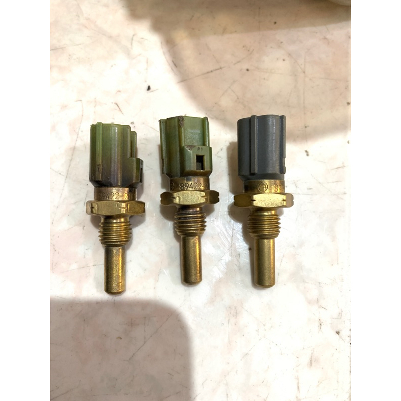 Jual ASLI COPOTAN switch temperatur sensor temperatur ect great corolla ...