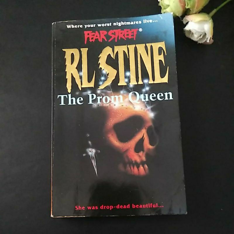 Jual novel Fear Street RL Stine The Prom Queen english preloved ...