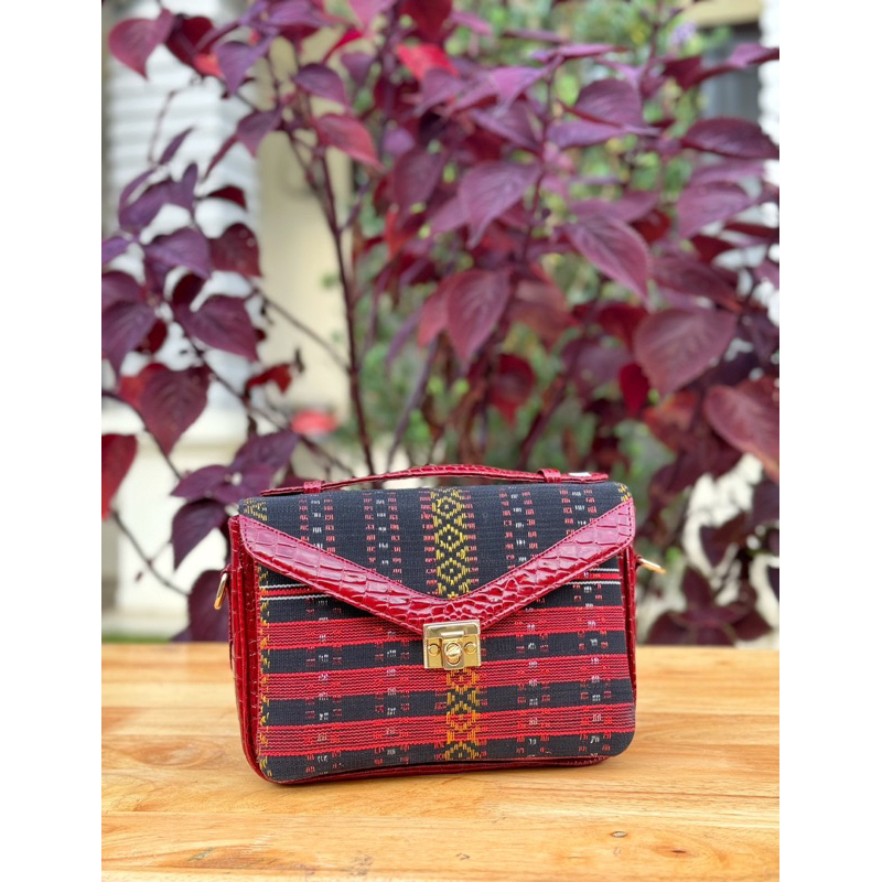 Jual TAS TENUN SONGKET ULOS TAS PESTA PENELOPE | Shopee Indonesia