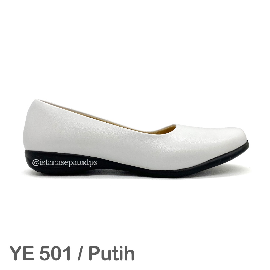 Jual Sepatu Perawat Pantofel Wanita Yumiko YE 501, Hitam & Putih, Flat ...