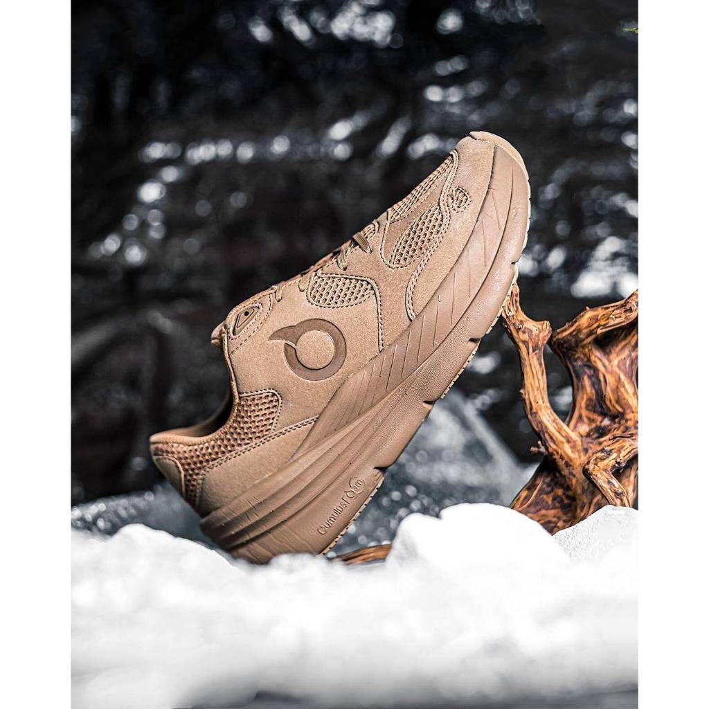 Jual ortuseight brisbane cooper sneakers sepatu running original ...