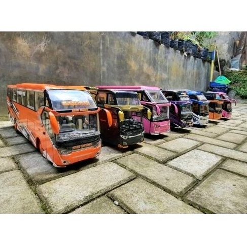 Jual miniatur bus telolet Basuri full lampu maiann anak termurah ...