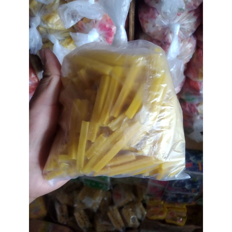 Jual krupuk potato kuning cocok untuk di goreng dan di seblak | Shopee ...