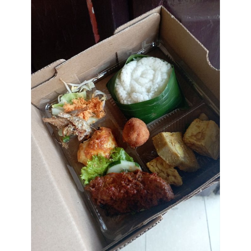 Jual Nasi Kotak Urap Premium Lengkap 25K | Shopee Indonesia