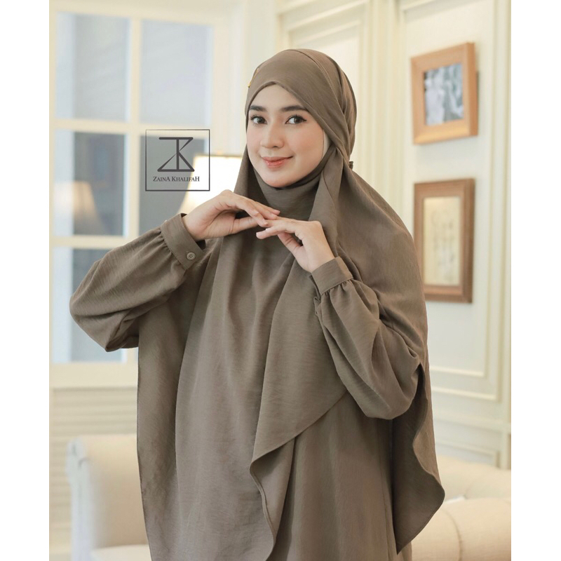 Jual French Khimar Syari Crinkle Airflow Premium Hijab Instan Syar'i Jumbo | Jilbab French ...