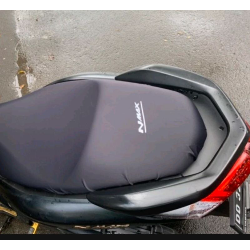 Jual Cover jok Nmax waterproof dan anti cakaran kucing | Shopee Indonesia