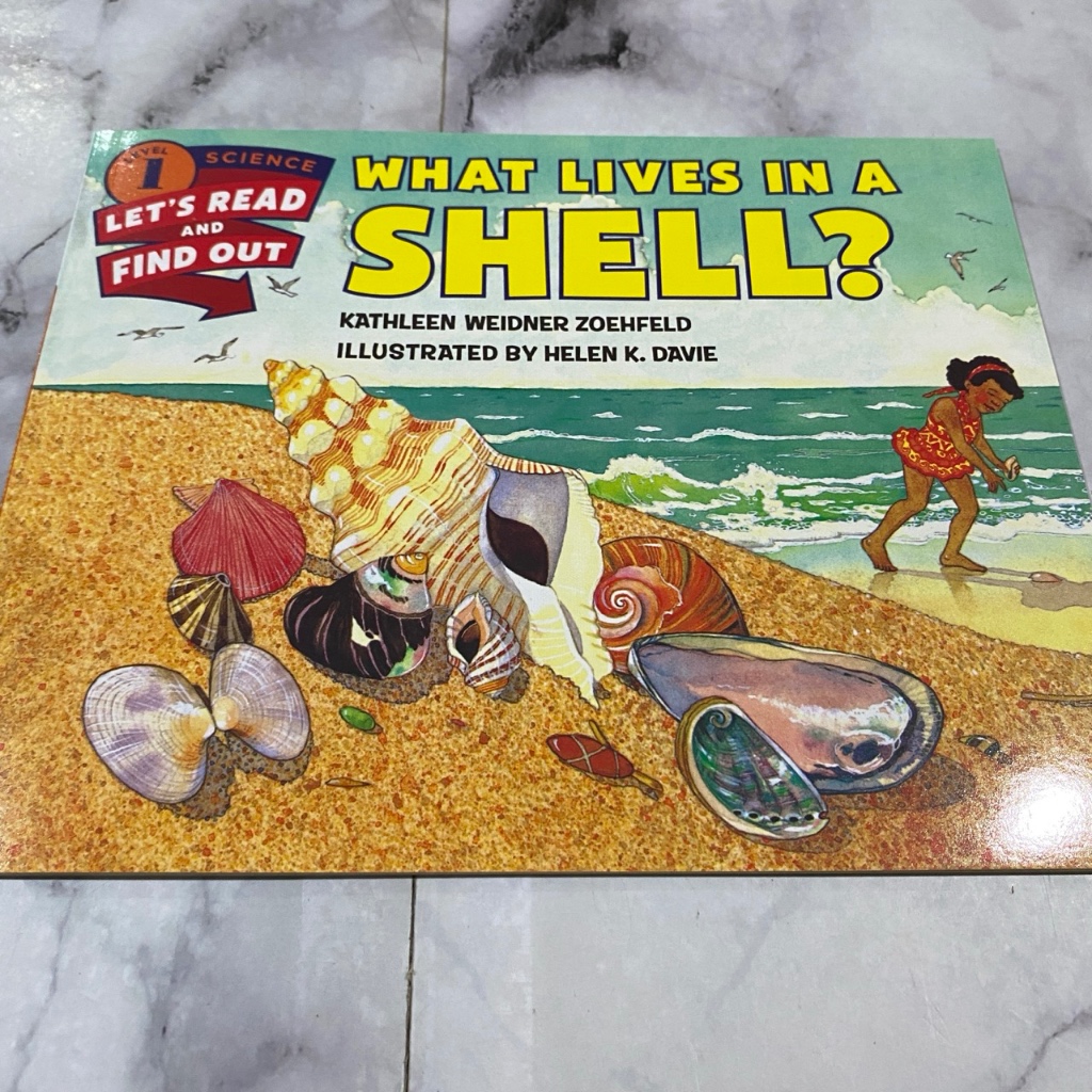 Jual What lives in a shell level 1 buku cerita anak pengetahuan alam ...