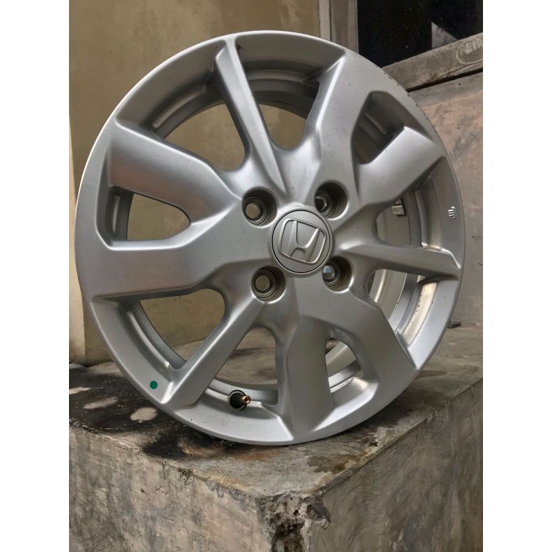 Jual velg original brio satya R14 PCD 4/100 kondisi bekas mulus | Shopee Indonesia