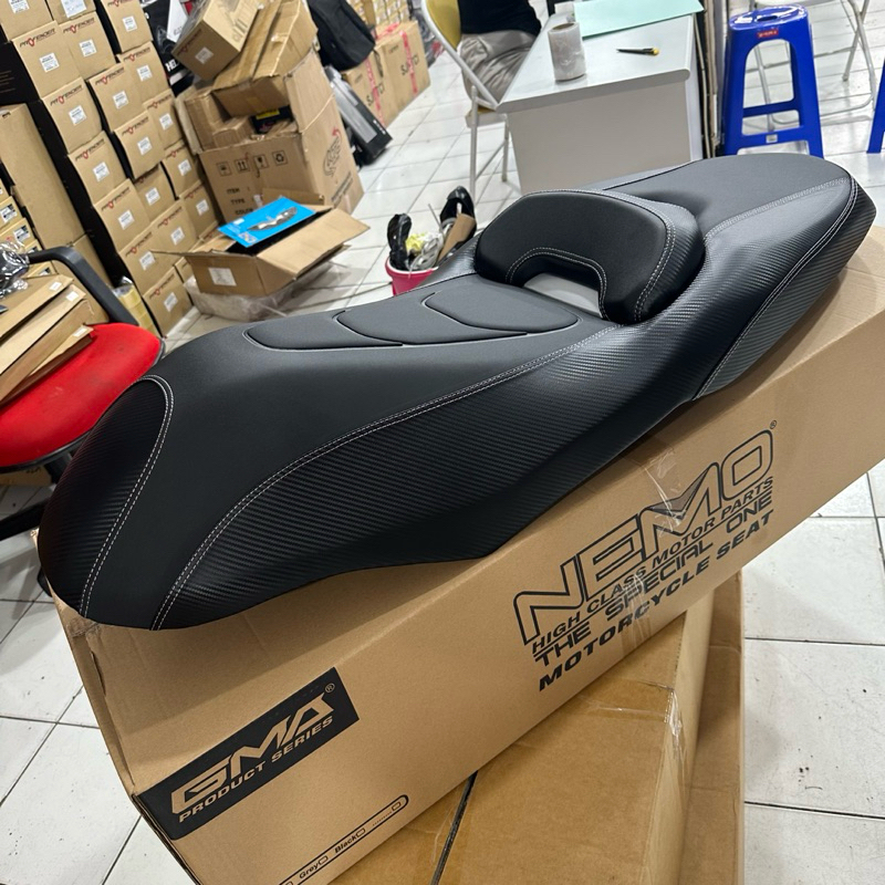 Jual Jok motor by nemo xmax new 2023 connected jok xmax new 2023 ...
