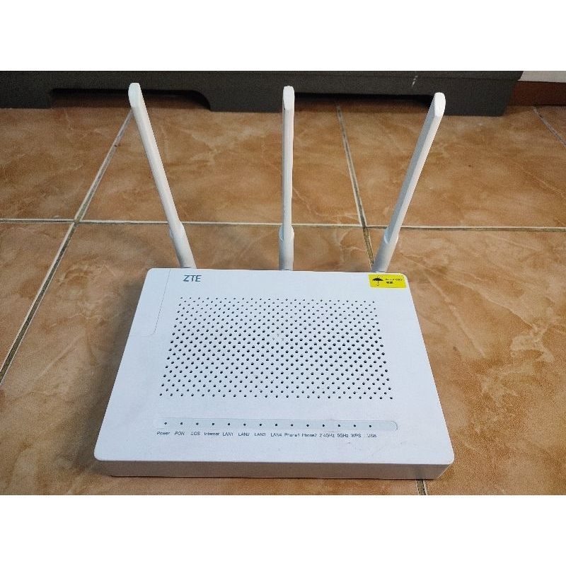 Jual ZTE GPON ONT Premium ZXHN F670 5G | Shopee Indonesia