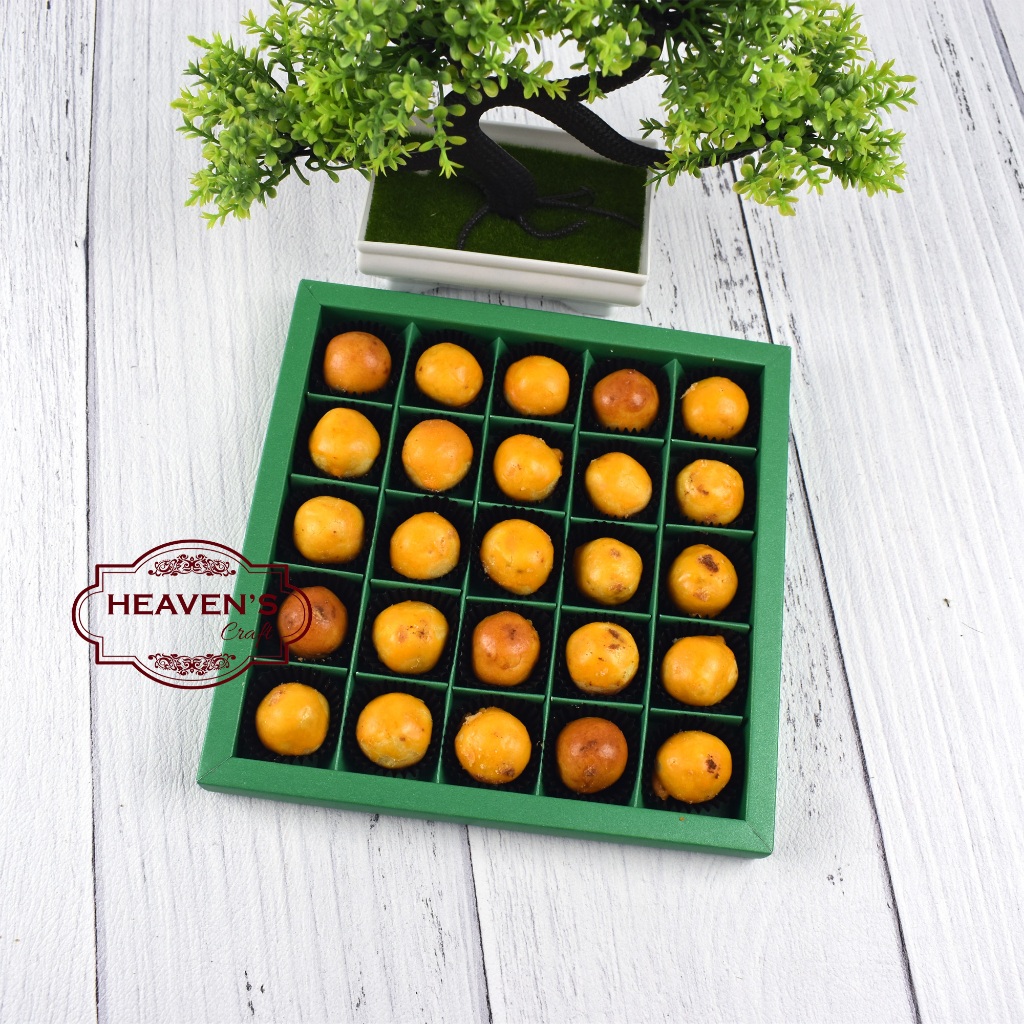 Jual Box mika coklat/praline isi 25 | Shopee Indonesia