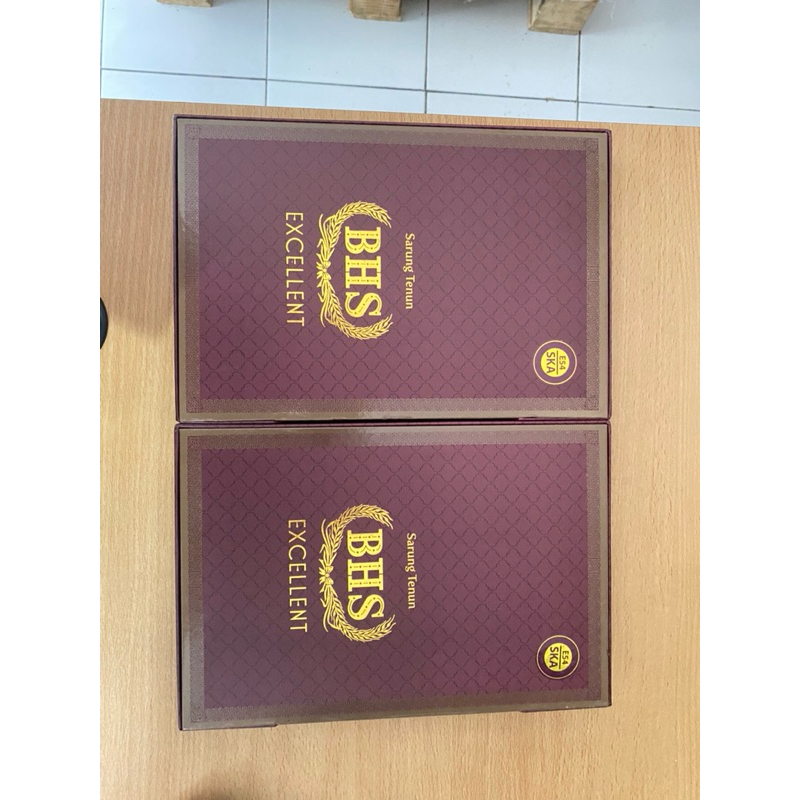 Jual BOX SARUNG BHS EXCELLENT (TANPA SARUNG) | Shopee Indonesia