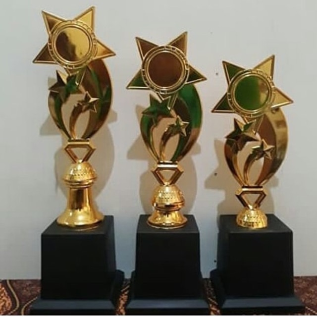 Jual PIALA 1 SET MURAH MODEL BINTANG ready 33 model | Shopee Indonesia