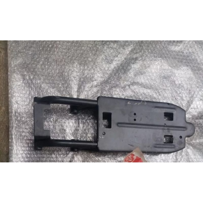 Jual Braket pangkon jok Minerva sach madass125 madass 125 original ...