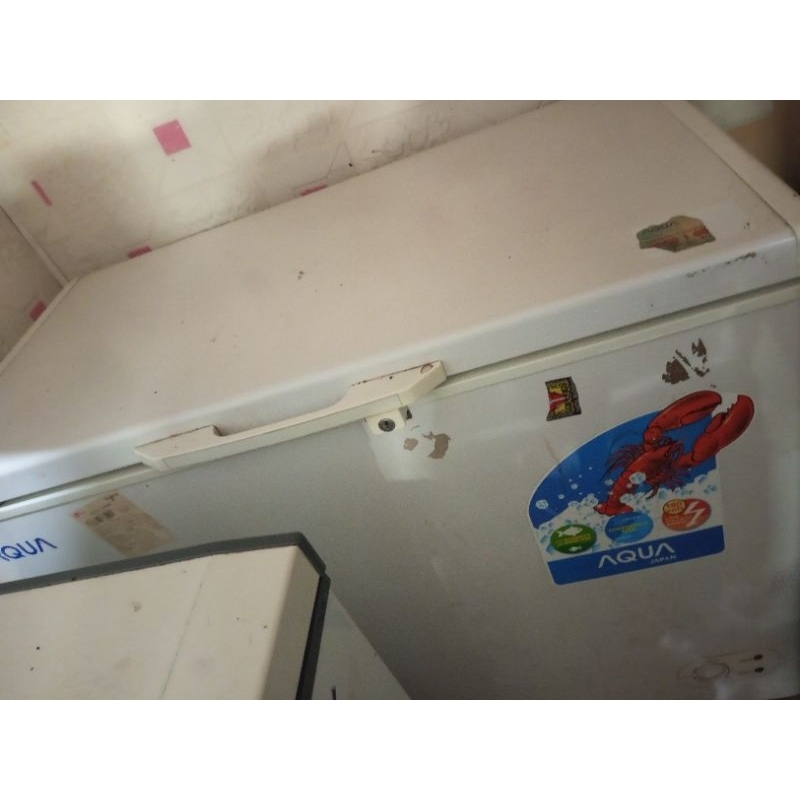 Jual jual freezer box merk Aqua 200Liter . | Shopee Indonesia