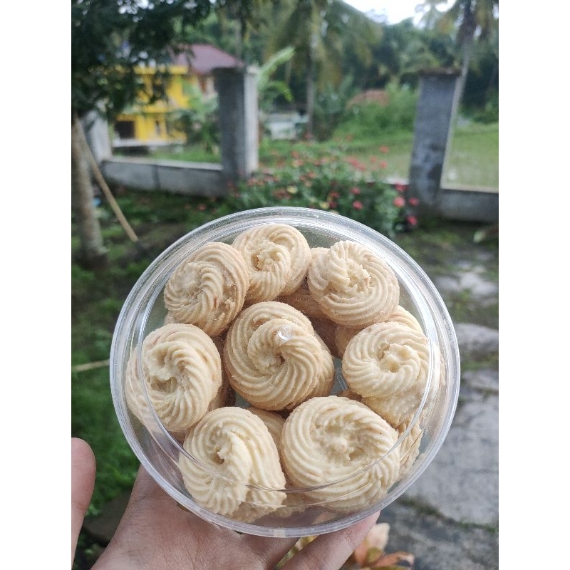 Jual KUE KERING IDUL FITRI// NASTAR// PUTRI SALJU// AGAR YUPI// COKLAT ...