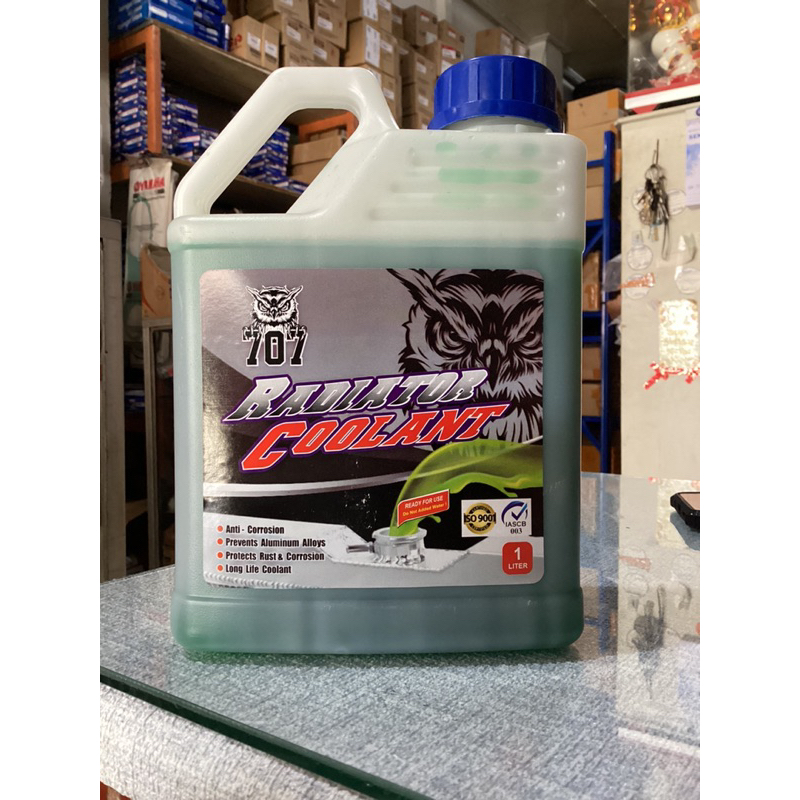 Jual Air Radiator Coolant Motor Mobil 1000ml Universal Semua Motor 1L ...