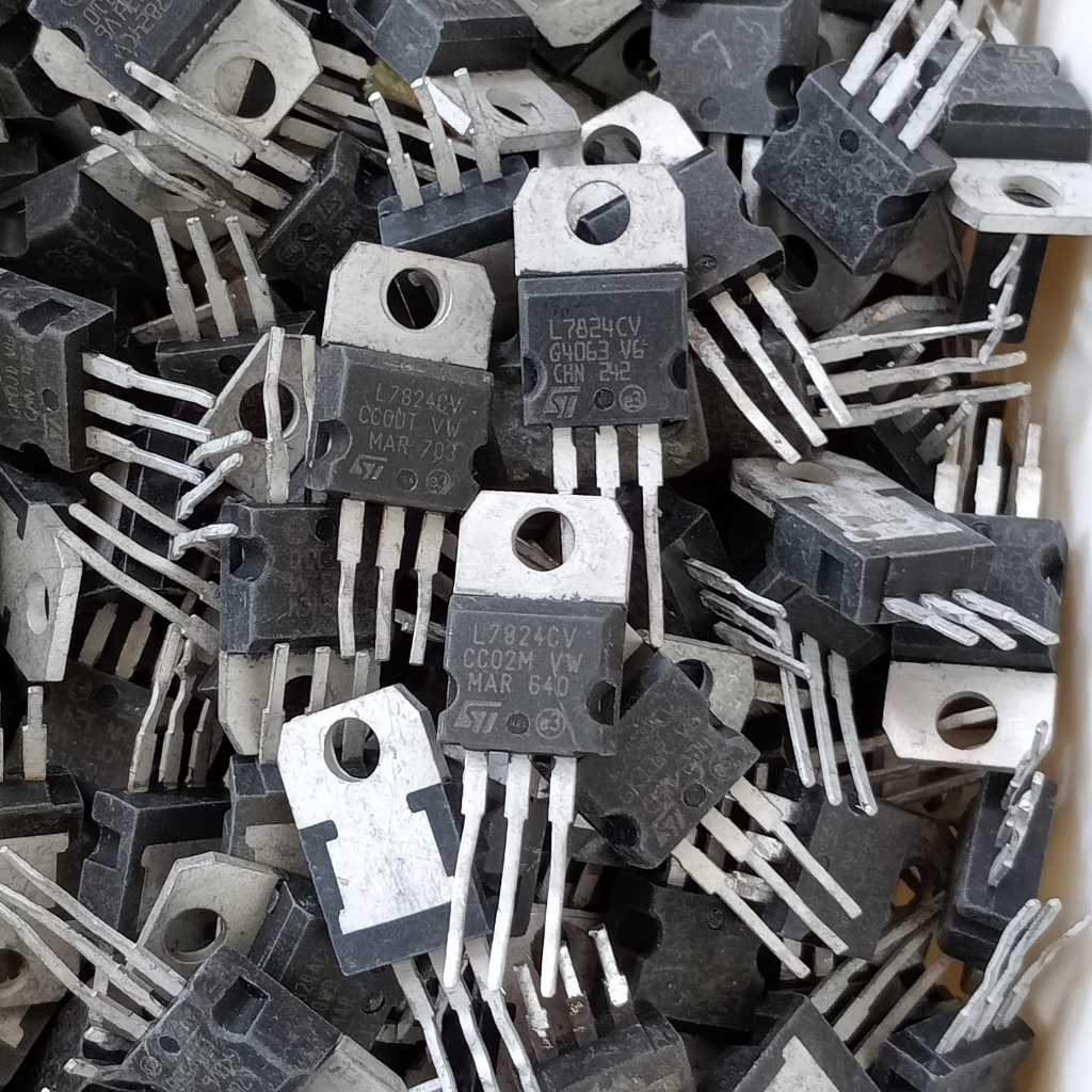 Jual IC Regulator L7824 L7824CV LM7824 7824 24V | Shopee Indonesia