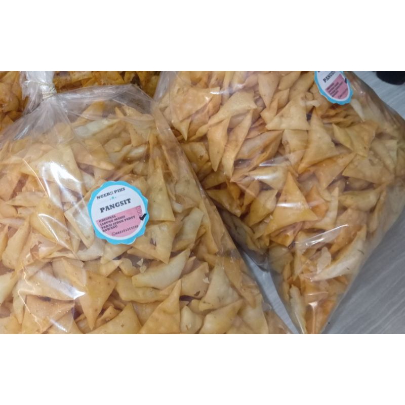 Jual keripik pangsit original/kerupuk/kemasan 500 gram | Shopee Indonesia