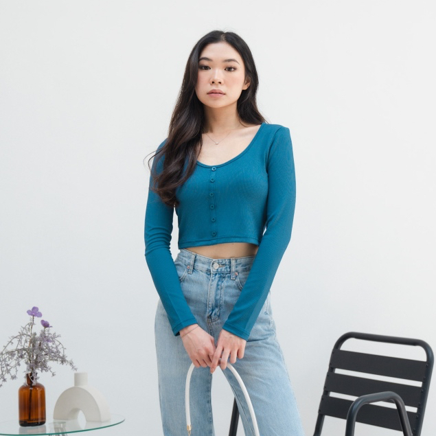 Jual [Tavia] Joline Knit Top / Baju Crop Wanita / Kaos Crop Wanita | Shopee Indonesia