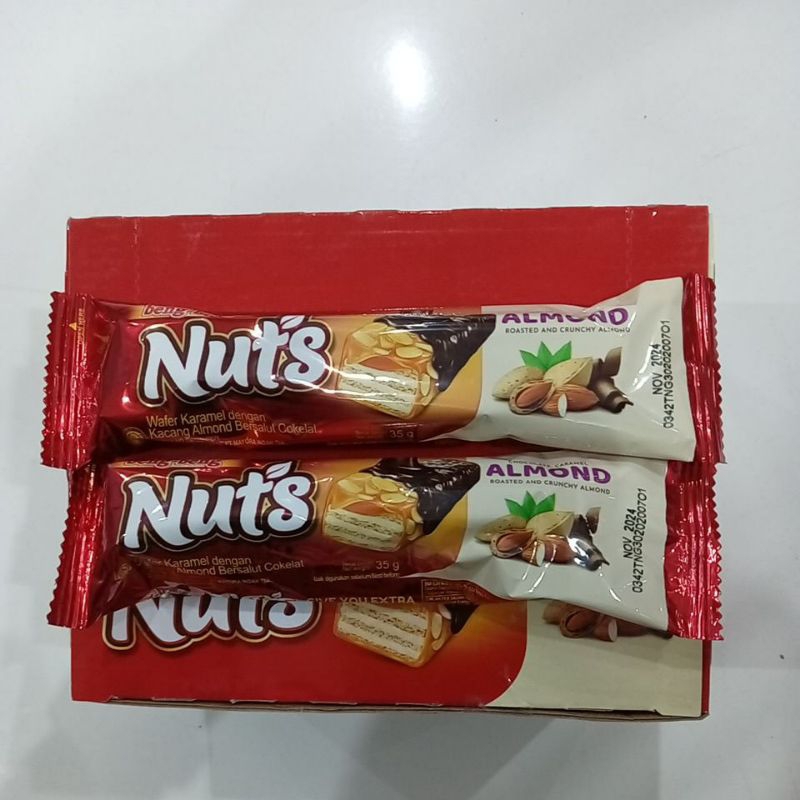 Jual Beng Beng Nuts Wafer dengan Kacang Almond Bersalut Cokelat 35 g ...
