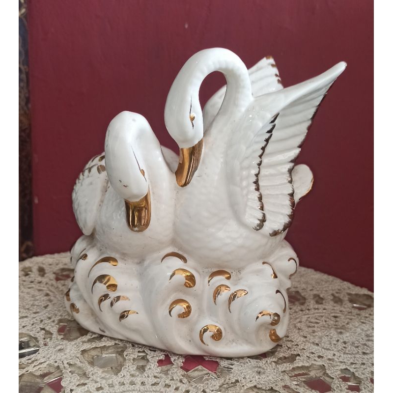 Jual Patung Vintage Sepasang Angsa putih berenang didanau Porselen Tua ...