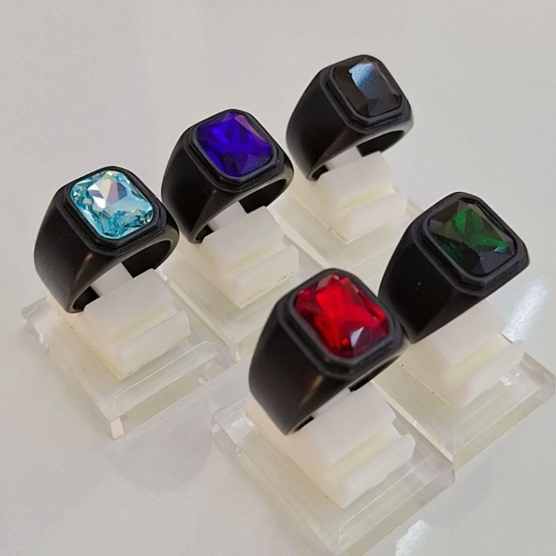 Jual CINCIN BATU KOTAK RING HITAM TITANIUM | Shopee Indonesia